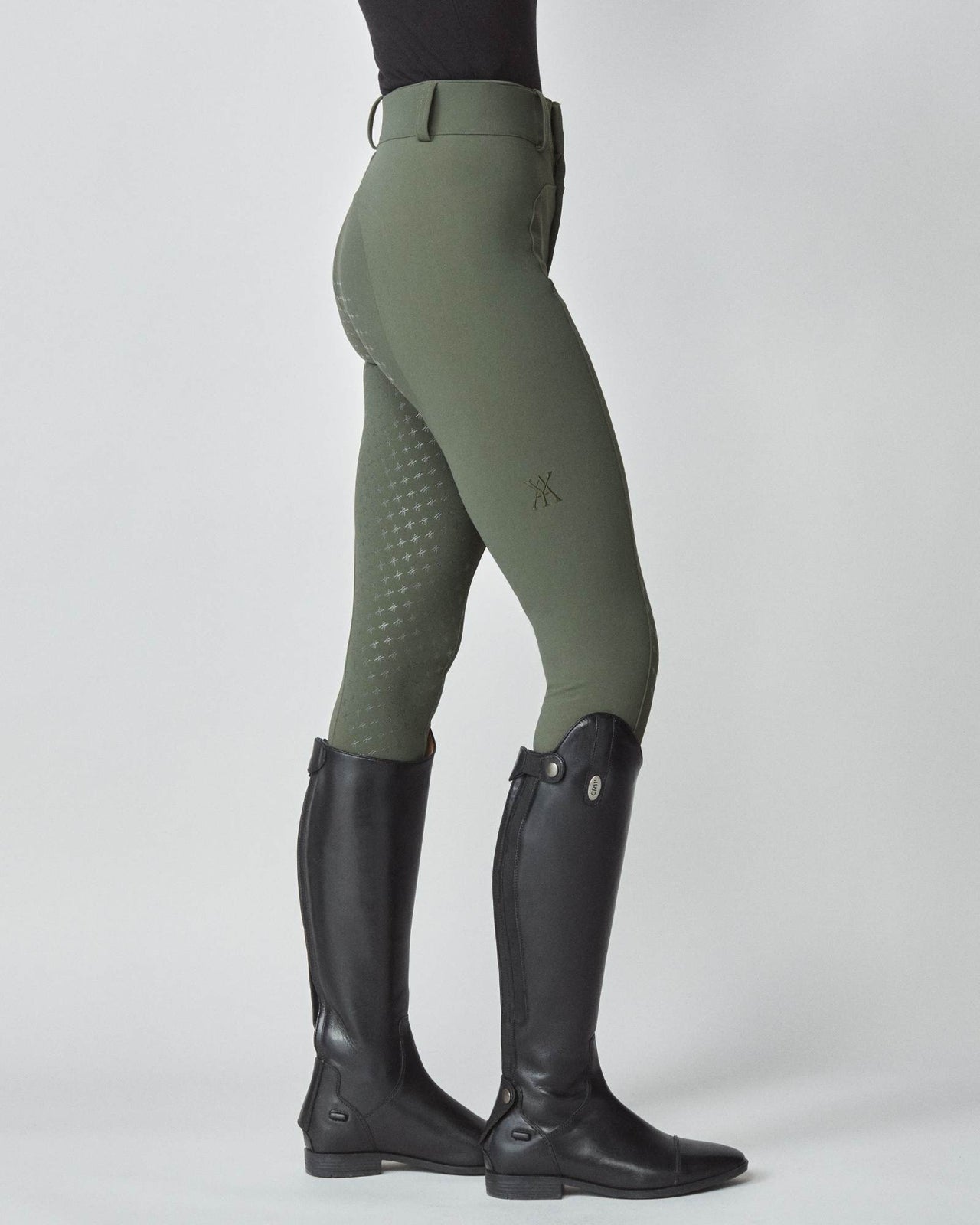 High Rise Compression Riding Breeches Green | Shop now – Yagya